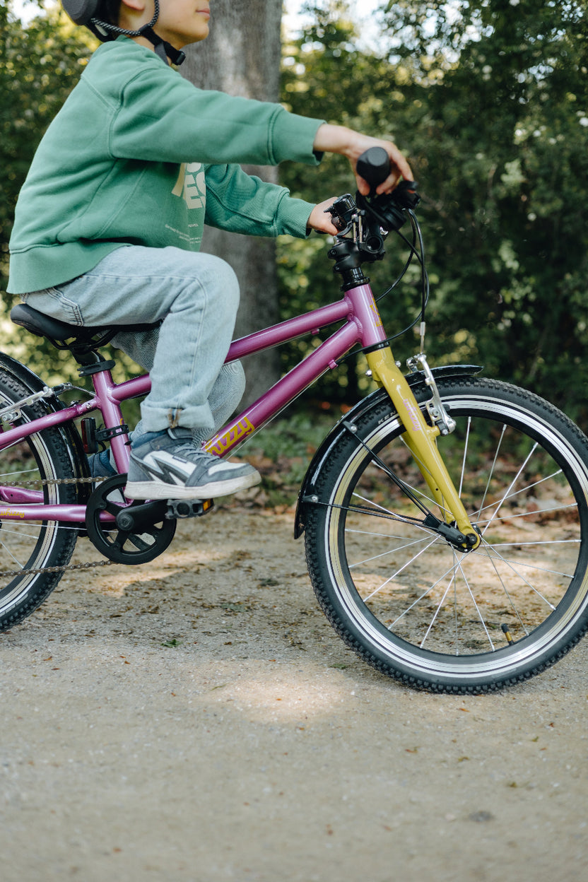 Wie sinnvoll sind Stützräder am Kinderfahrrad? – whizzy Kids